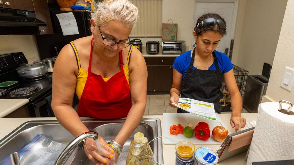 Miami celebrity chefs offer inspiration, and a good meal, in Camillus ...